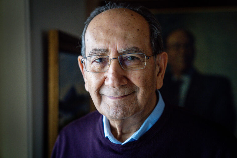 Irakeren og oljeeventyret | Nasjonalbiblioteket